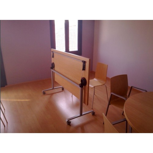 MESA PLEGABLE CON RUEDAS MODELO "MPR"